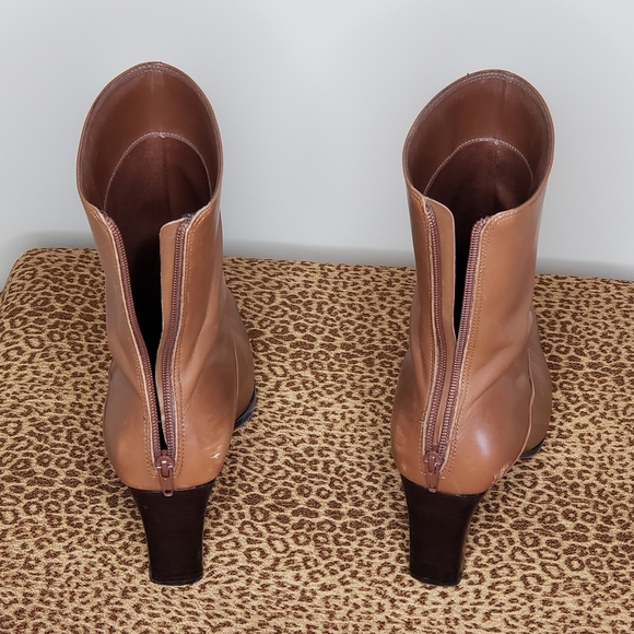 Markon Waldo | Shoes | Markon Waldo Boots Caramel Color Side Zipper ...